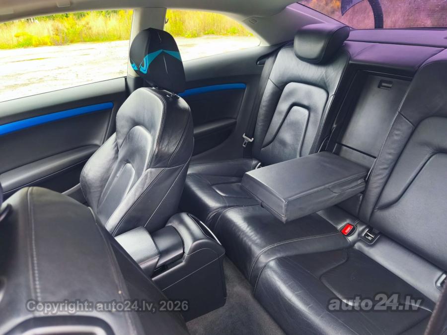 Pelēks Audi A5 2008 Viljandi, ar dzinēja tilpumu 2.70 L un nobraukumu 342 tūkst. km par 7500 €, foto 10 vietnē AUTOMOTO.COM.LV