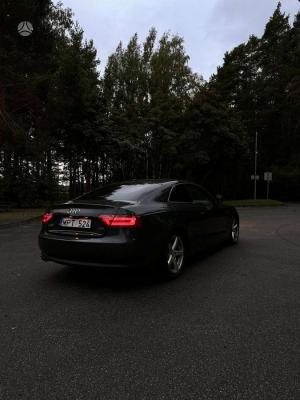 Grey Audi A5 2009 in Kretinga, with an engine capacity of 1.80 L and mileage of 178 thousand km for 7500 €, photo 2 on AUTOMOTO.COM.LV