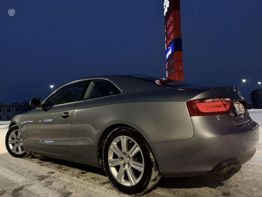 Grey Audi A5 2009 in Kaunas, with an engine capacity of 1.80 L and mileage of 278 thousand km for 4750 €, photo 21 on AUTOMOTO.COM.LV