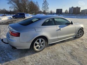 Grey Audi A5 2009 in Radviliskis, with an engine capacity of 3.00 L and mileage of 360 thousand km for 4000 €, photo 4 on AUTOMOTO.COM.LV