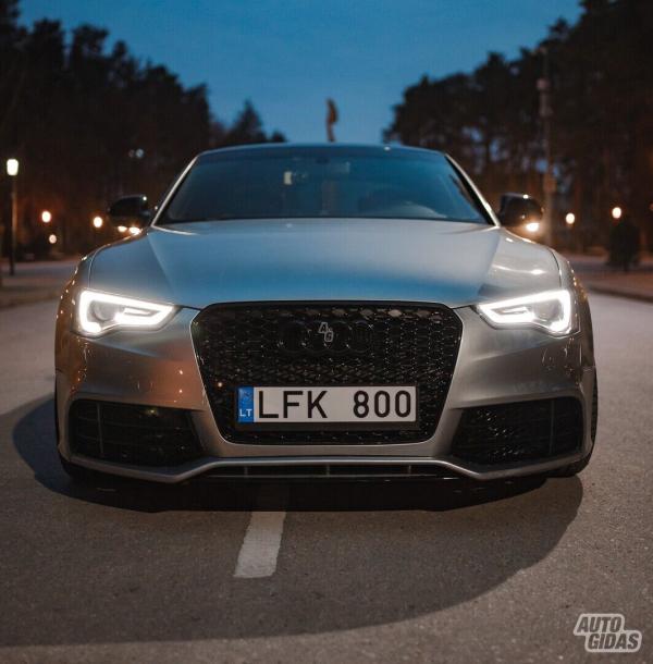 Pelēks Audi A5 2009 Alīta, ar dzinēja tilpumu 3.00 L un nobraukumu 272 tūkst. km par 7900 €, foto 2 vietnē AUTOMOTO.COM.LV