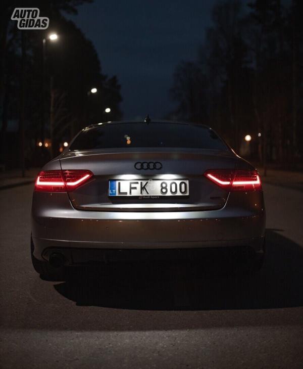Pelēks Audi A5 2009 Alīta, ar dzinēja tilpumu 3.00 L un nobraukumu 272 tūkst. km par 7900 €, foto 4 vietnē AUTOMOTO.COM.LV