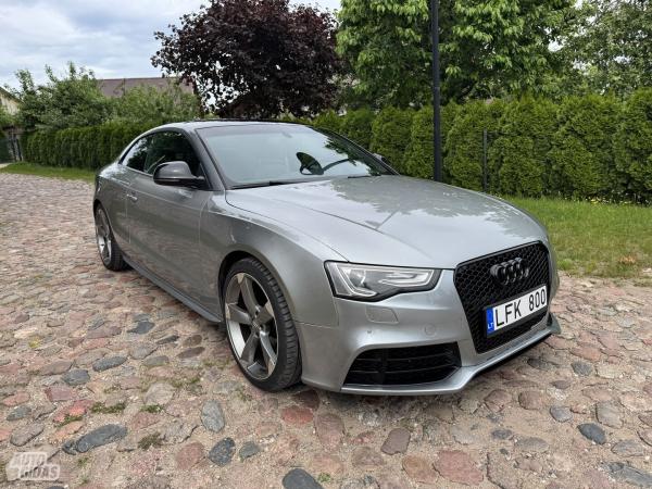 Pelēks Audi A5 2009 Alīta, ar dzinēja tilpumu 3.00 L un nobraukumu 272 tūkst. km par 7900 €, foto 8 vietnē AUTOMOTO.COM.LV