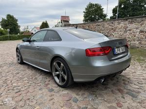 Серый Ауди А5 2009 в Алитус, объемом двигателя 3.00 л и пробегом 272 тыс. км за 7900 €, фото 13 на AUTOMOTO.COM.LV