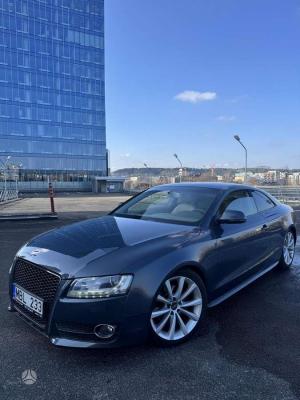 Grey Audi A5 2009 in Vilnius, with an engine capacity of 1.98 L and mileage of 320 thousand km for 4500 €, photo  on AUTOMOTO.COM.LV