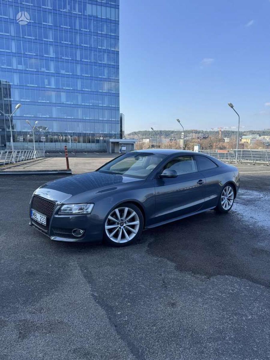 Grey Audi A5 2009 in Vilnius, with an engine capacity of 1.98 L and mileage of 320 thousand km for 4500 €, photo 7 on AUTOMOTO.COM.LV