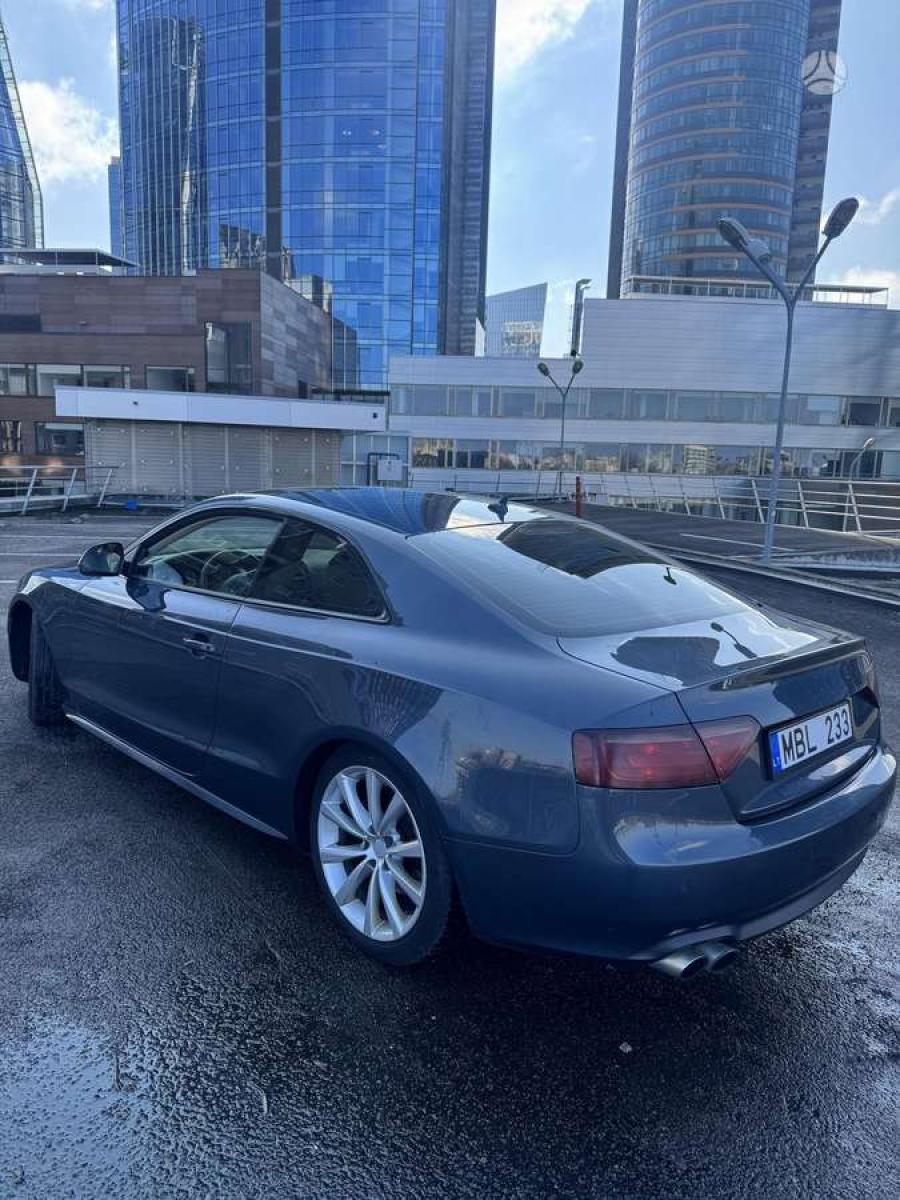 Grey Audi A5 2009 in Vilnius, with an engine capacity of 1.98 L and mileage of 320 thousand km for 4500 €, photo 11 on AUTOMOTO.COM.LV