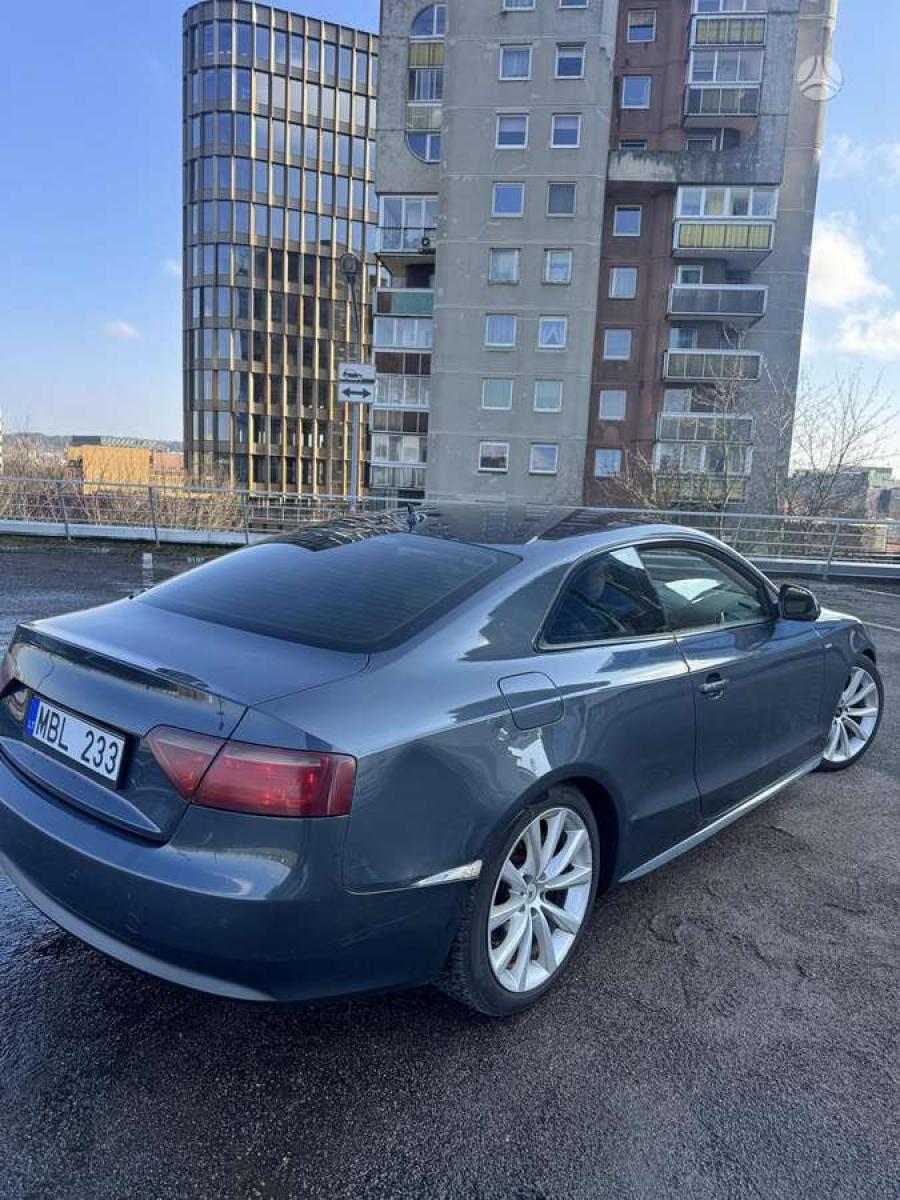 Grey Audi A5 2009 in Vilnius, with an engine capacity of 1.98 L and mileage of 320 thousand km for 4500 €, photo 12 on AUTOMOTO.COM.LV