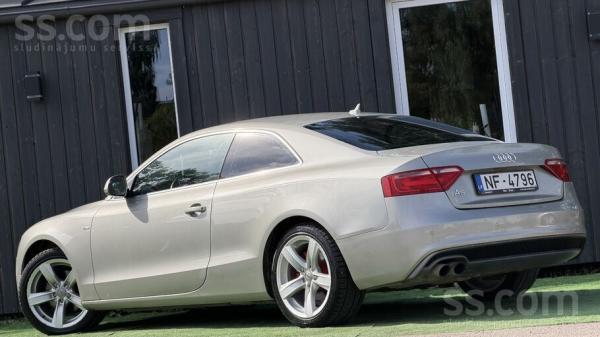 Grey Audi A5 2009 in Riga, with an engine capacity of 2.00 L and mileage of 274 thousand km for 5650 €, photo 4 on AUTOMOTO.COM.LV