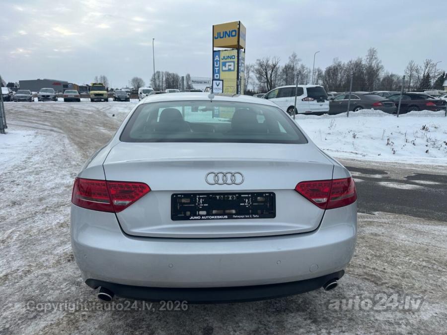 Pelēks Audi A5 2010 Tartu, ar dzinēja tilpumu 3.00 L un nobraukumu 246 tūkst. km par 7990 €, foto 6 vietnē AUTOMOTO.COM.LV