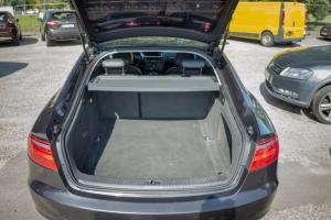 Pelēks Audi A5 2010 Liepāja, ar dzinēja tilpumu 2.00 L un nobraukumu 358 tūkst. km par 6700 €, foto 11 vietnē AUTOMOTO.COM.LV