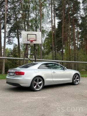 Pelēks Audi A5 2010 Rīga, ar dzinēja tilpumu 2.00 L un nobraukumu 307 tūkst. km par 6900 €, foto 6 vietnē AUTOMOTO.COM.LV
