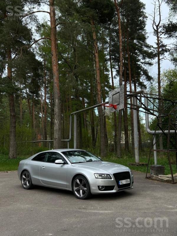 Pelēks Audi A5 2010 Rīga, ar dzinēja tilpumu 2.00 L un nobraukumu 307 tūkst. km par 6900 €, foto 6 vietnē AUTOMOTO.COM.LV