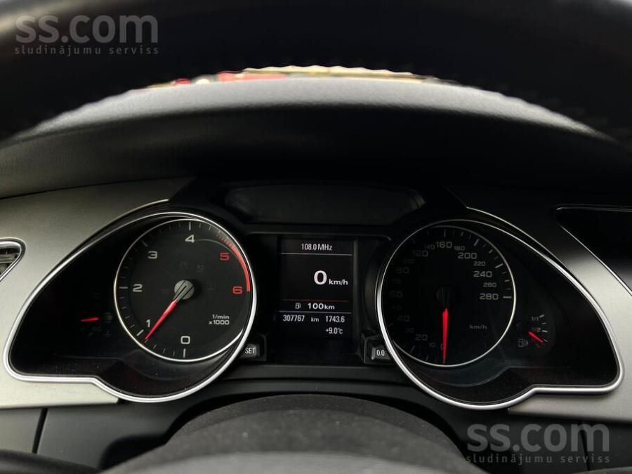 Pelēks Audi A5 2010 Rīga, ar dzinēja tilpumu 2.00 L un nobraukumu 307 tūkst. km par 6900 €, foto 8 vietnē AUTOMOTO.COM.LV