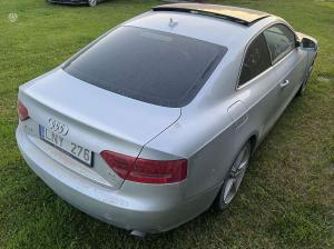 Pelēks Audi A5 2010 Kaišiadorys, ar dzinēja tilpumu 3.20 L un nobraukumu 210 tūkst. km par 2800 €, foto 7 vietnē AUTOMOTO.COM.LV
