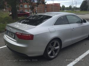 Grey Audi A5 2010 in Tallinn, with an engine capacity of 2.00 L and mileage of 128 thousand km for 8000 €, photo 6 on AUTOMOTO.COM.LV