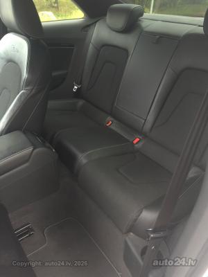 Grey Audi A5 2010 in Tallinn, with an engine capacity of 2.00 L and mileage of 128 thousand km for 8000 €, photo 16 on AUTOMOTO.COM.LV