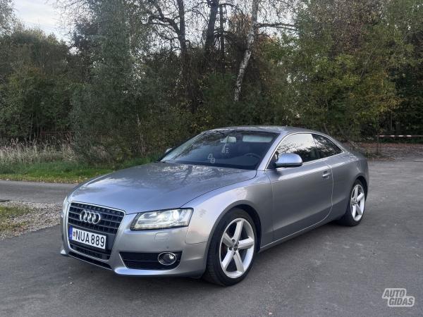 Grey Audi A5 2010 in Panevezys, with an engine capacity of 2.70 L and mileage of 365 thousand km for 5000 €, photo 1 on AUTOMOTO.COM.LV