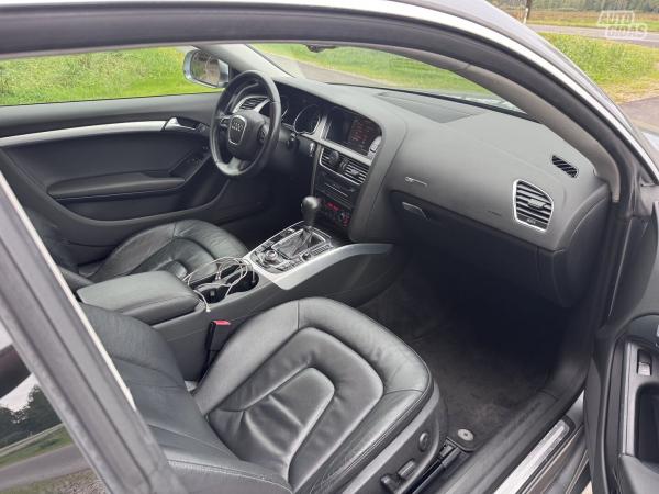 Grey Audi A5 2010 in Panevezys, with an engine capacity of 2.70 L and mileage of 365 thousand km for 5000 €, photo 8 on AUTOMOTO.COM.LV