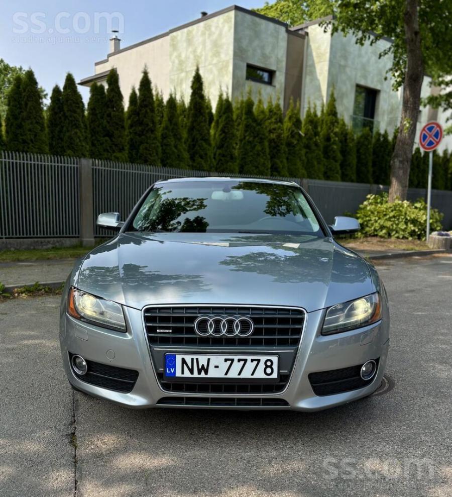 Grey Audi A5 2011 in Riga, with an engine capacity of 2.00 L and mileage of 120 thousand km for 7500 €, photo 3 on AUTOMOTO.COM.LV