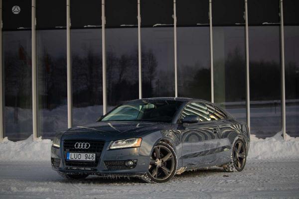 Pelēks Audi A5 2011 Viļņa, ar dzinēja tilpumu 1.98 L un nobraukumu 264 tūkst. km par 6800 €, foto 2 vietnē AUTOMOTO.COM.LV