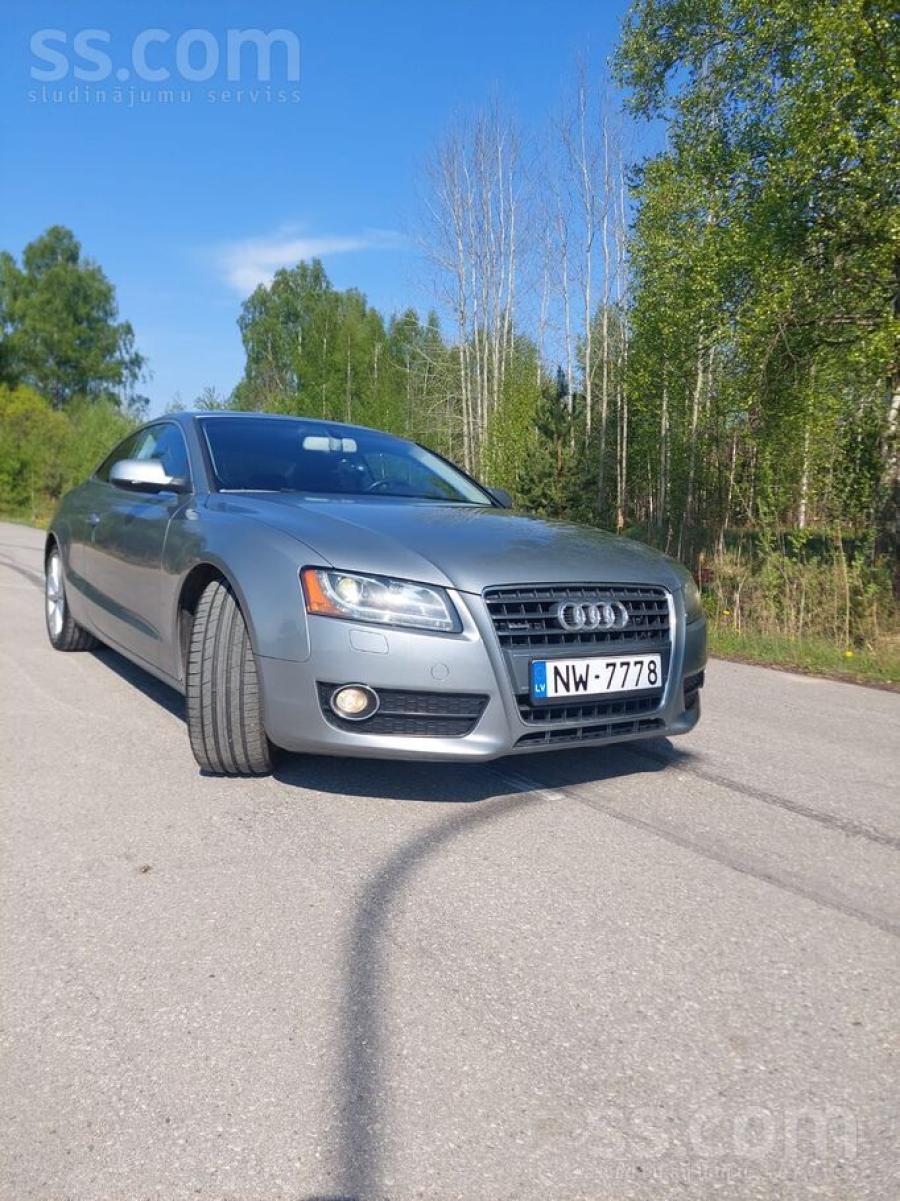 Grey Audi A5 2011 in Tukums, with an engine capacity of 2.00 L and mileage of 130 thousand km for 7200 €, photo 4 on AUTOMOTO.COM.LV
