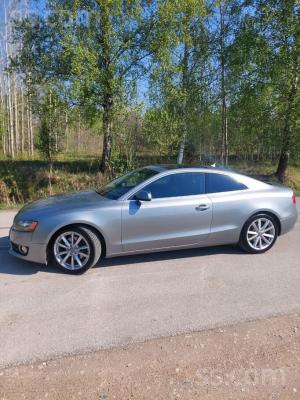 Grey Audi A5 2011 in Tukums, with an engine capacity of 2.00 L and mileage of 130 thousand km for 7200 €, photo 5 on AUTOMOTO.COM.LV