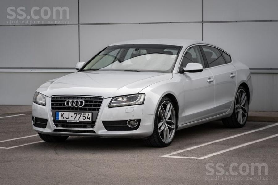 Grey Audi A5 2011 in Riga, with an engine capacity of 2.00 L and mileage of 230 thousand km for 7450 €, photo 1 on AUTOMOTO.COM.LV