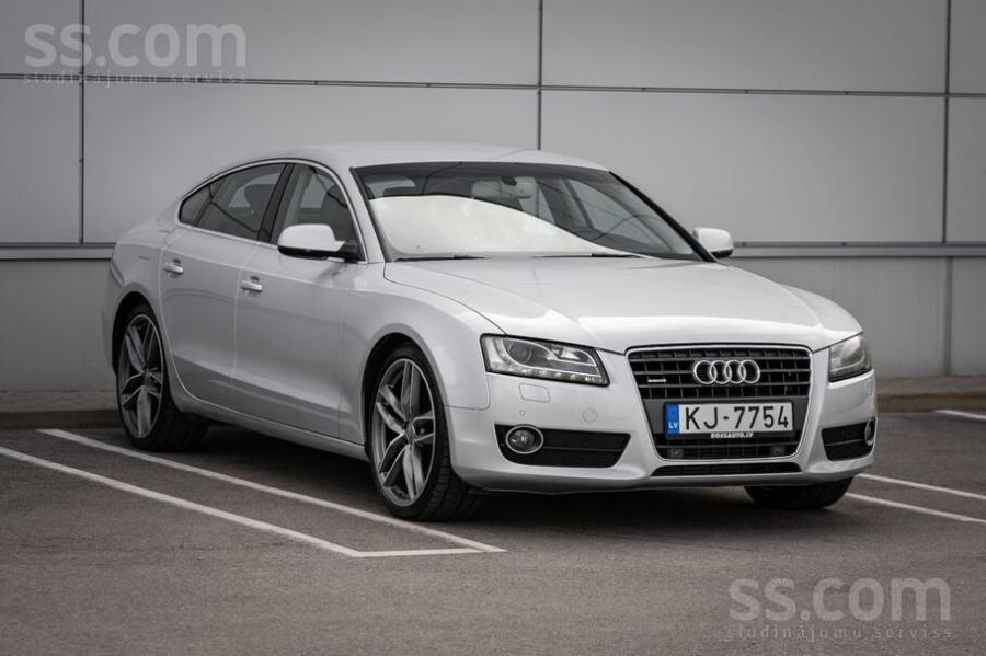 Grey Audi A5 2011 in Riga, with an engine capacity of 2.00 L and mileage of 230 thousand km for 7450 €, photo 4 on AUTOMOTO.COM.LV