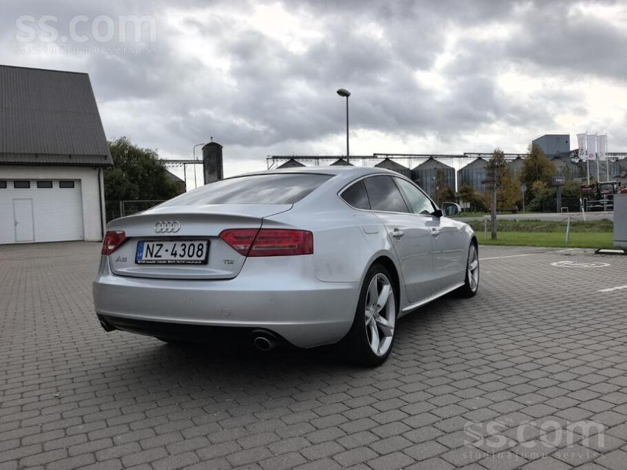 Pelēks Audi A5 2011 Saldus, ar dzinēja tilpumu 2.70 L un nobraukumu 180 tūkst. km par 8200 €, foto 5 vietnē AUTOMOTO.COM.LV
