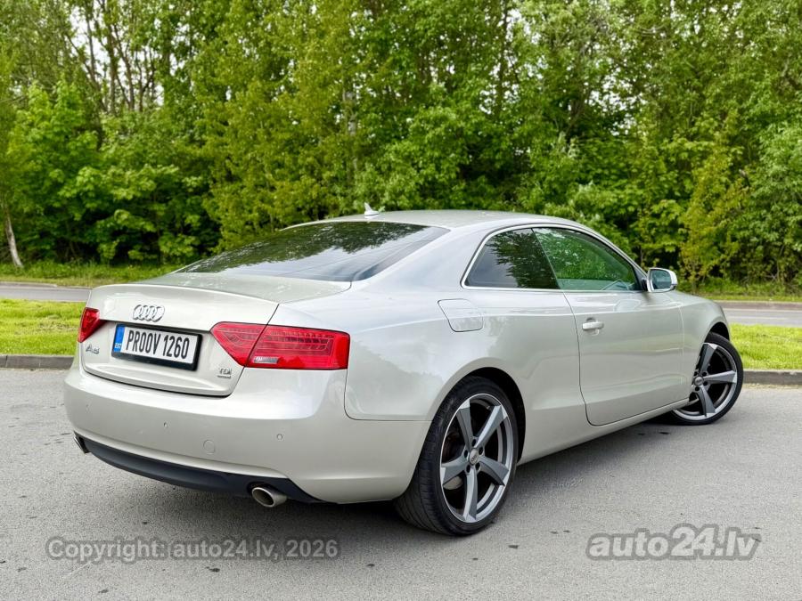 Pelēks Audi A5 2012 Tallina, ar dzinēja tilpumu 3.00 L un nobraukumu 226 tūkst. km par 11399 €, foto 7 vietnē AUTOMOTO.COM.LV