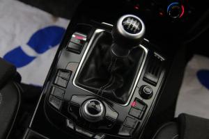 Pelēks Audi A5 2012 Rīga, ar dzinēja tilpumu 2.00 L un nobraukumu 240 tūkst. km par 8990 €, foto 14 vietnē AUTOMOTO.COM.LV