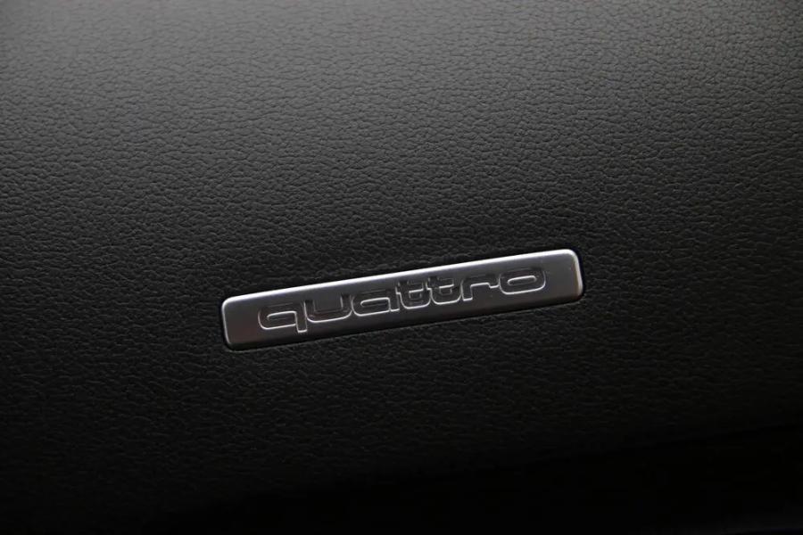 Pelēks Audi A5 2012 Rīga, ar dzinēja tilpumu 2.00 L un nobraukumu 240 tūkst. km par 8990 €, foto 15 vietnē AUTOMOTO.COM.LV