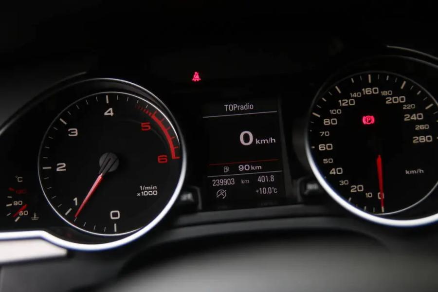 Pelēks Audi A5 2012 Rīga, ar dzinēja tilpumu 2.00 L un nobraukumu 240 tūkst. km par 8990 €, foto 20 vietnē AUTOMOTO.COM.LV