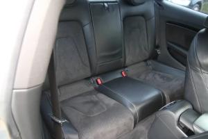 Pelēks Audi A5 2012 Rīga, ar dzinēja tilpumu 2.00 L un nobraukumu 240 tūkst. km par 8990 €, foto 26 vietnē AUTOMOTO.COM.LV