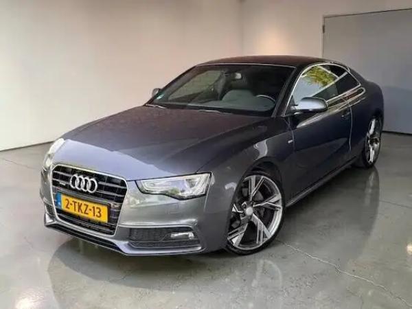 Pelēks Audi A5 2012 Jūrmala, ar dzinēja tilpumu 3.00 L un nobraukumu 208 tūkst. km par 11950 €, foto 1 vietnē AUTOMOTO.COM.LV