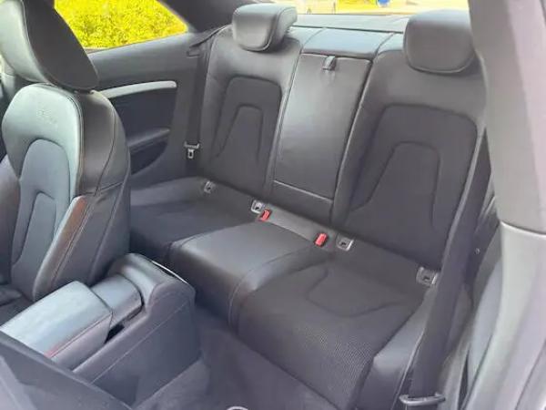 Pelēks Audi A5 2012 Jūrmala, ar dzinēja tilpumu 3.00 L un nobraukumu 208 tūkst. km par 11950 €, foto 7 vietnē AUTOMOTO.COM.LV