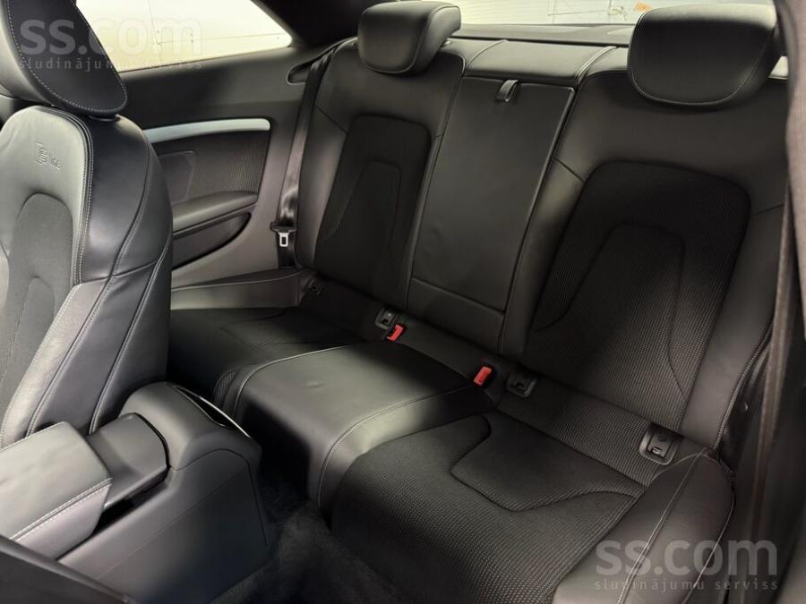 Pelēks Audi A5 2012 Jūrmala, ar dzinēja tilpumu 3.00 L un nobraukumu 208 tūkst. km par 11950 €, foto 23 vietnē AUTOMOTO.COM.LV
