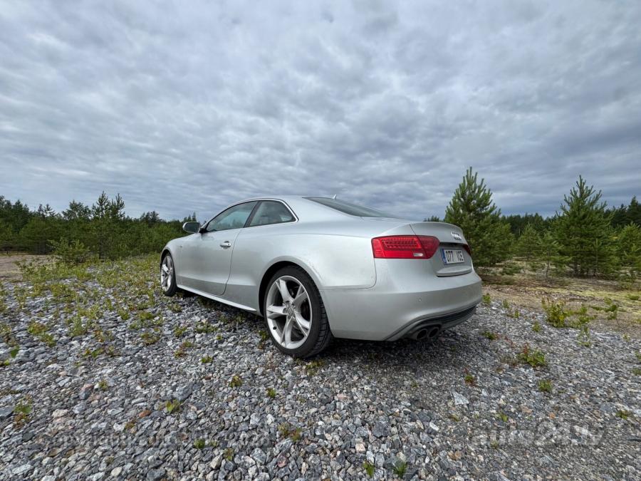 Grey Audi A5 2012 in Tallinn, with an engine capacity of 2.00 L and mileage of 0 thousand km for 10900 €, photo 5 on AUTOMOTO.COM.LV