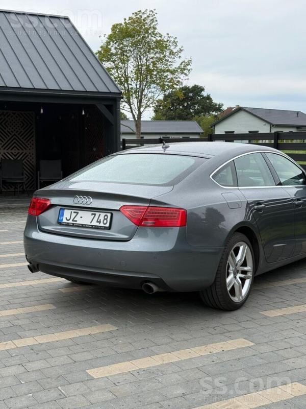 Pelēks Audi A5 2012 Rīga, ar dzinēja tilpumu 1.80 L un nobraukumu 207 tūkst. km par 7990 €, foto 5 vietnē AUTOMOTO.COM.LV