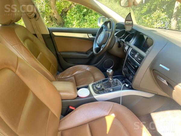 Pelēks Audi A5 2012 Rīga, ar dzinēja tilpumu 1.80 L un nobraukumu 207 tūkst. km par 7990 €, foto 9 vietnē AUTOMOTO.COM.LV