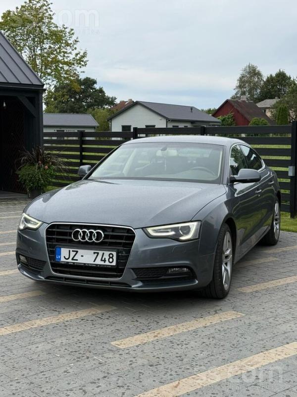 Pelēks Audi A5 2012 Rīga, ar dzinēja tilpumu 1.80 L un nobraukumu 207 tūkst. km par 7990 €, foto 10 vietnē AUTOMOTO.COM.LV