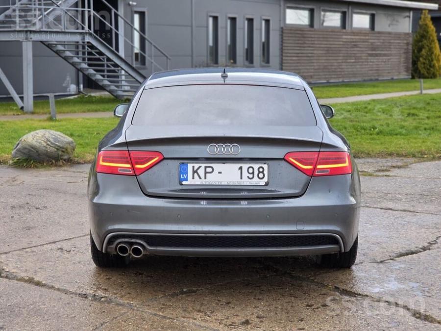 Pelēks Audi A5 2013 Rīga, ar dzinēja tilpumu 2.00 L un nobraukumu 216 tūkst. km par 9990 €, foto 14 vietnē AUTOMOTO.COM.LV