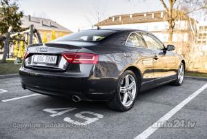 Pelēks Audi A5 2013 Tallina, ar dzinēja tilpumu 3.00 L un nobraukumu 260 tūkst. km par 8999 €, foto 5 vietnē AUTOMOTO.COM.LV
