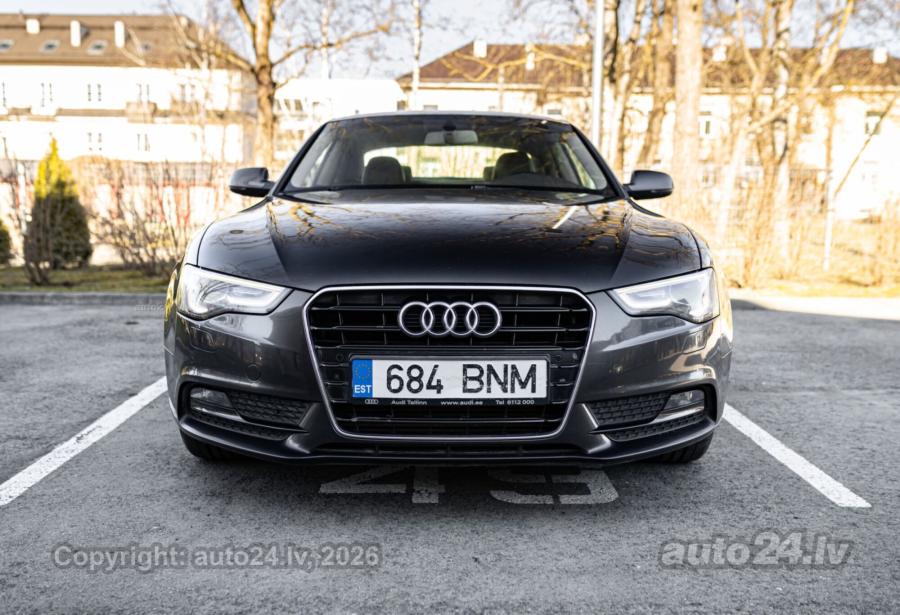 Pelēks Audi A5 2013 Tallina, ar dzinēja tilpumu 3.00 L un nobraukumu 260 tūkst. km par 8999 €, foto 7 vietnē AUTOMOTO.COM.LV