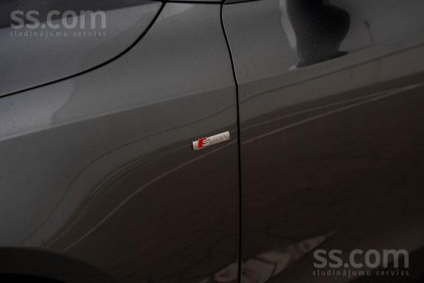 Grey Audi A5 2013 in Riga, with an engine capacity of 2.00 L and mileage of 255 thousand km for 10990 €, photo 3 on AUTOMOTO.COM.LV