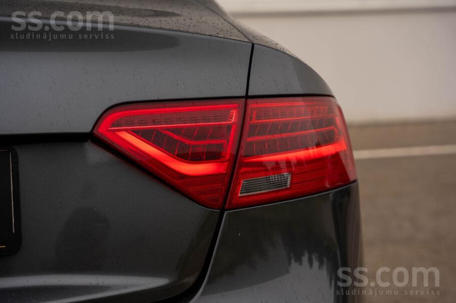Grey Audi A5 2013 in Riga, with an engine capacity of 2.00 L and mileage of 255 thousand km for 10990 €, photo 9 on AUTOMOTO.COM.LV