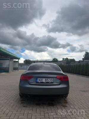 Pelēks Audi A5 2013 Rēzekne, ar dzinēja tilpumu 3.00 L un nobraukumu 310 tūkst. km par 11300 €, foto 5 vietnē AUTOMOTO.COM.LV