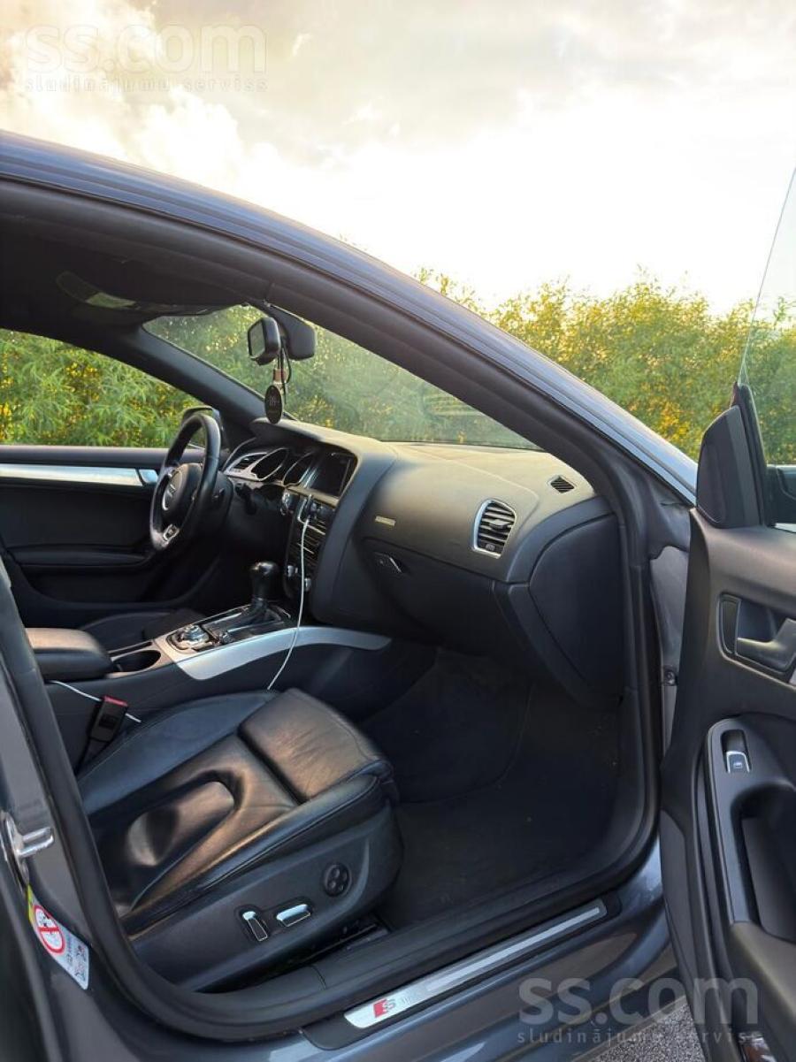 Pelēks Audi A5 2013 Rēzekne, ar dzinēja tilpumu 3.00 L un nobraukumu 310 tūkst. km par 11300 €, foto 12 vietnē AUTOMOTO.COM.LV