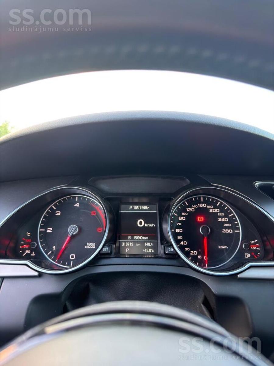 Pelēks Audi A5 2013 Rēzekne, ar dzinēja tilpumu 3.00 L un nobraukumu 310 tūkst. km par 11300 €, foto 19 vietnē AUTOMOTO.COM.LV